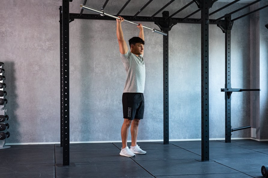 Få snygga vältränade axlar med militärpress |Svenskt Kosttillskott